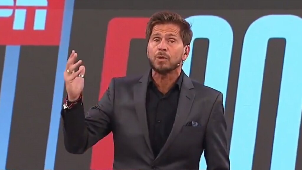 El Pollo Vignolo estalló luego del partido de Messi y la derrota del ...