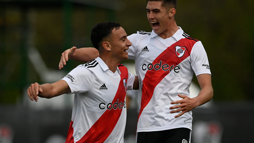 Video: la Reserva de River le ganó con uno menos el clásico a San ...
