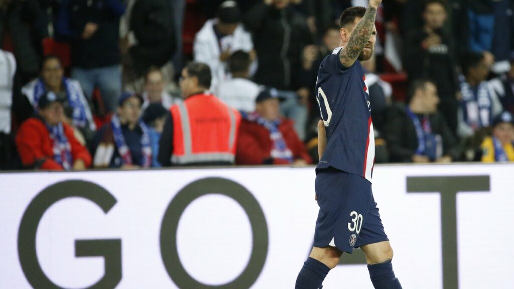 “GOAT”: el cambio de cartel en el golazo de Messi que es furor en redes - El Intransigente