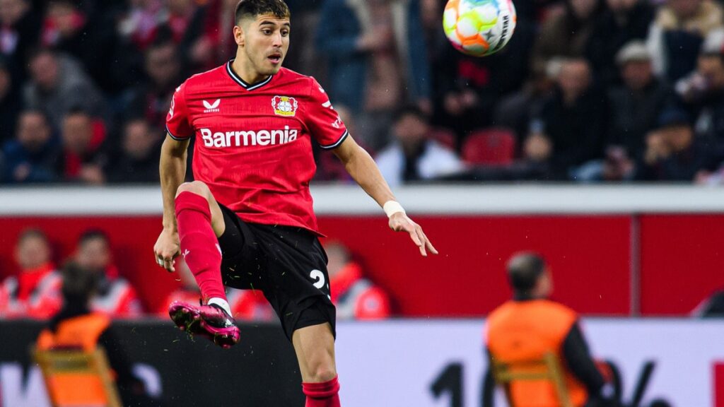 El gigante de Europa que se quiere llevar a Exequiel Palacios - El Intransigente
