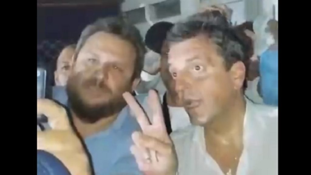 ¿Qué le pasó?: el video viral de Sergio Massa tras un acto - El Intransigente
